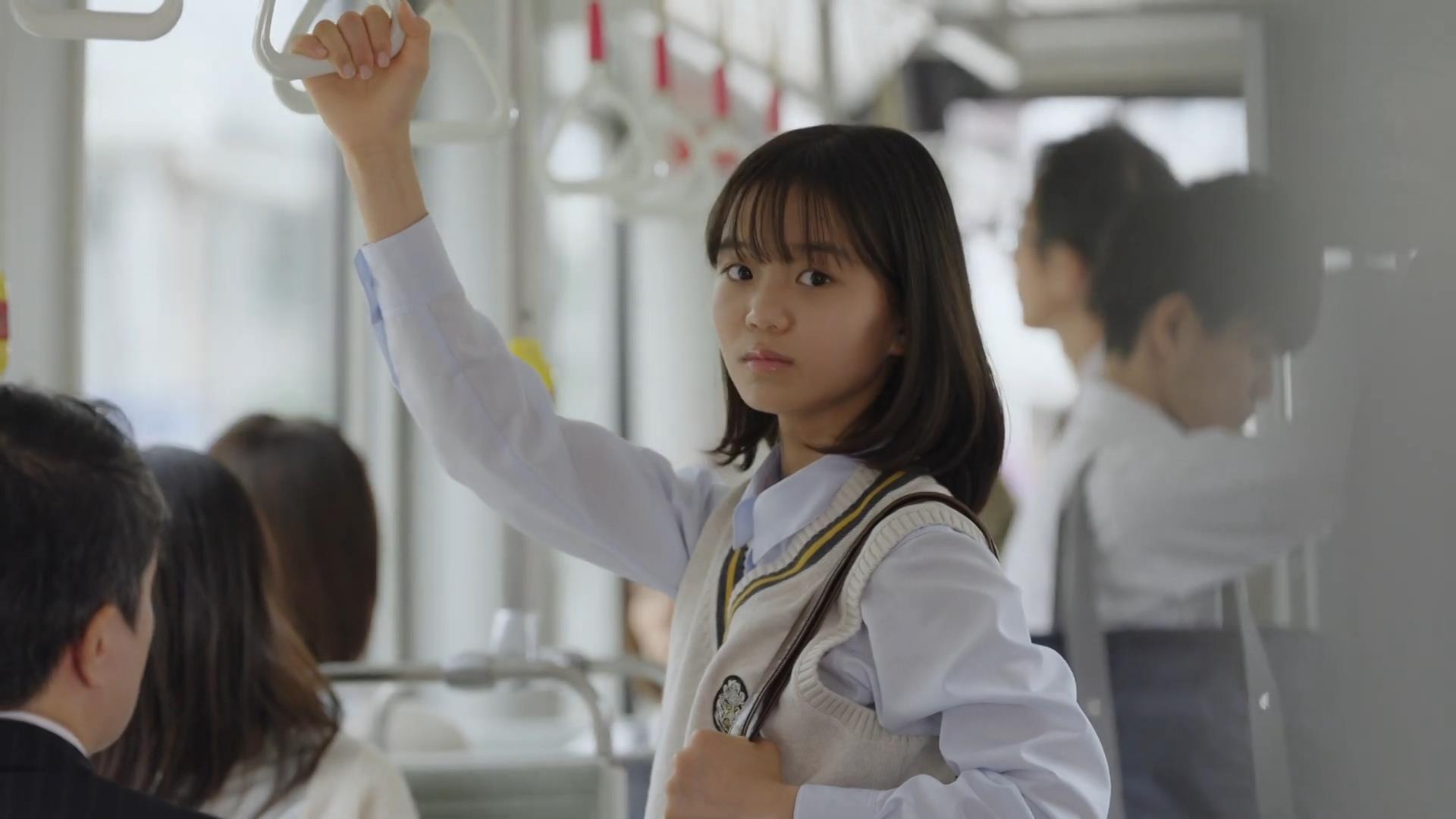 明電舎 「電気よ、動詞になれ。」走らせろ。篇 南出凌嘉 大島美優 | CM Watch