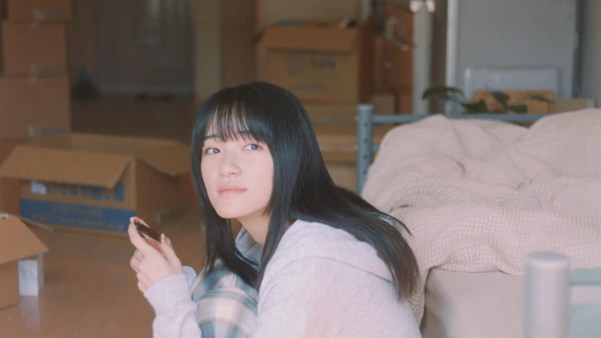 三菱UFJニコス 三菱UFJカード 「たった4gの不思議なカード 人生の岐路」篇 菅生新樹 服部樹咲 | CM Watch